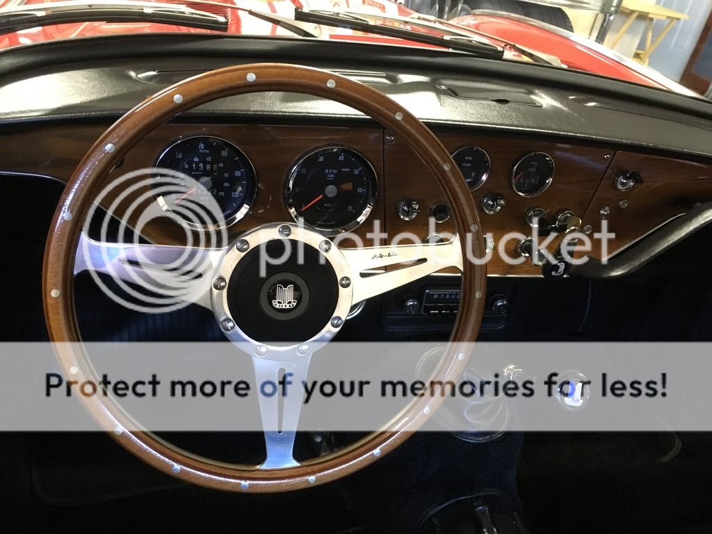 Aftermarket steering wheels : TR4 & TR4A Forum : The Triumph Experience